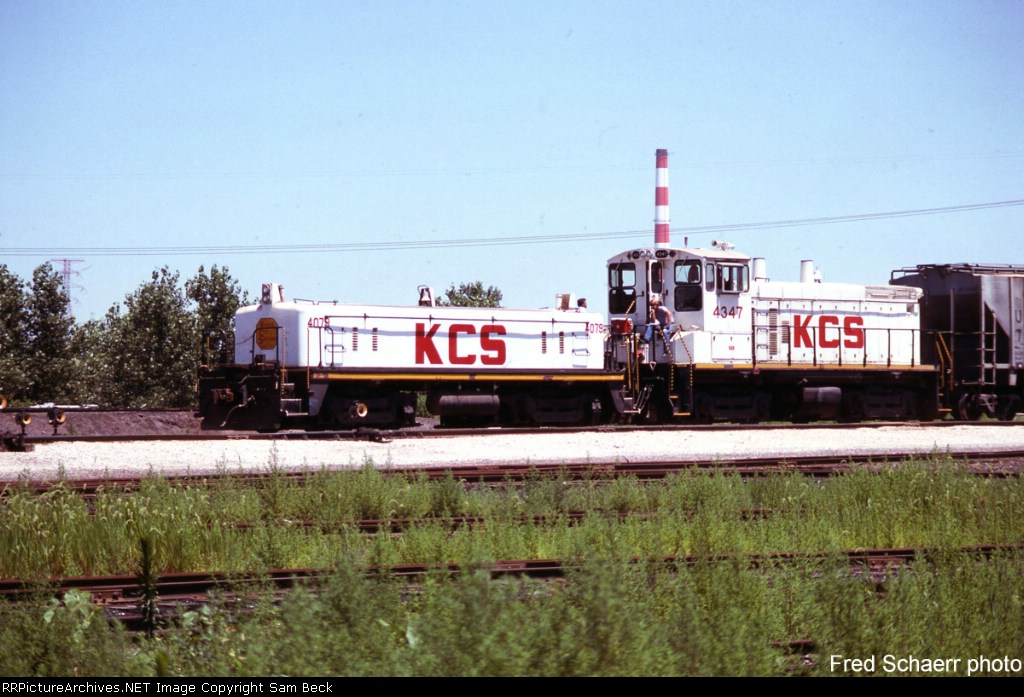 KCS Mother and Slug (4347 and 4079)